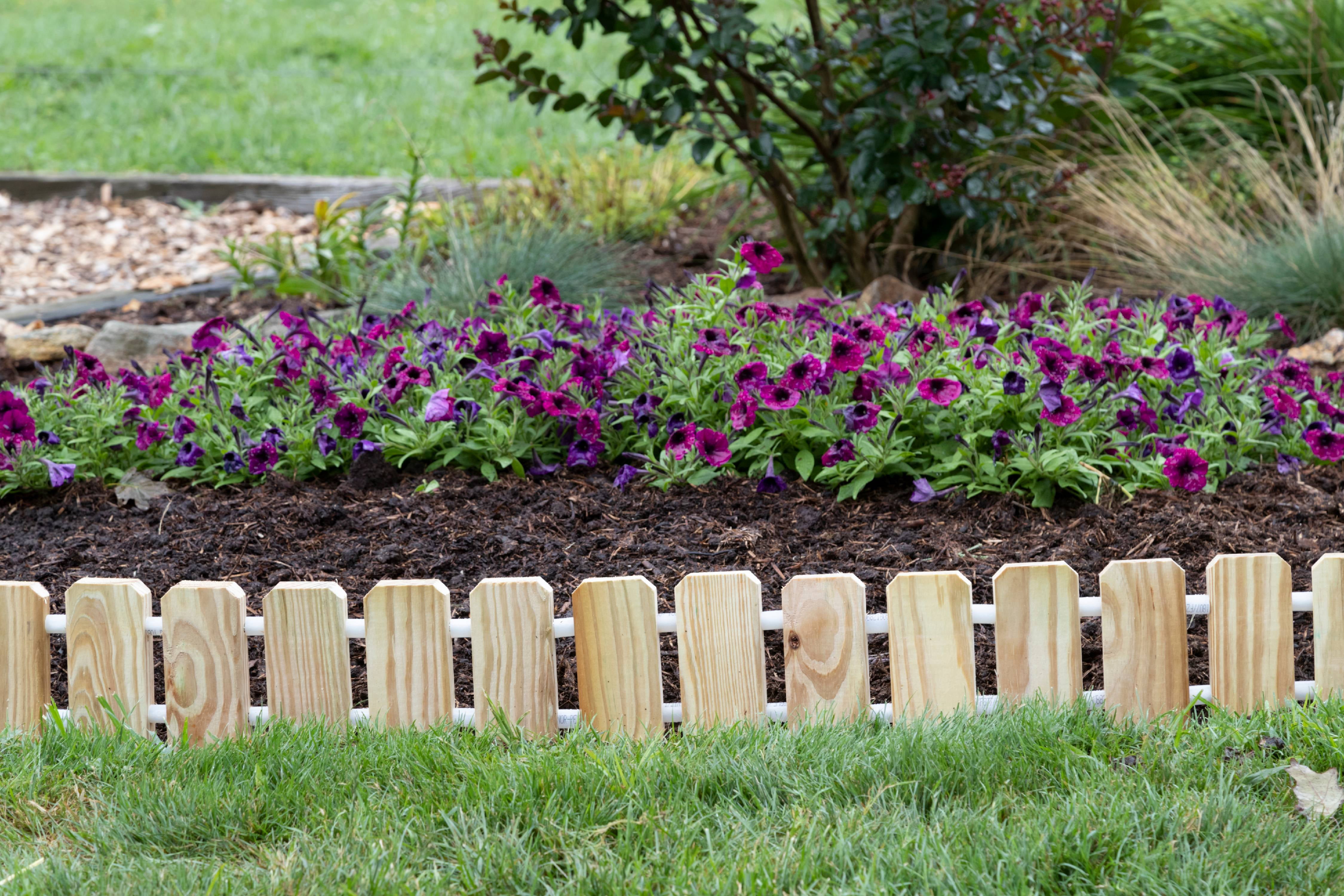 Furniture Barn USA™ Garden Edging in Pressure Treated Pine - Multiple ...