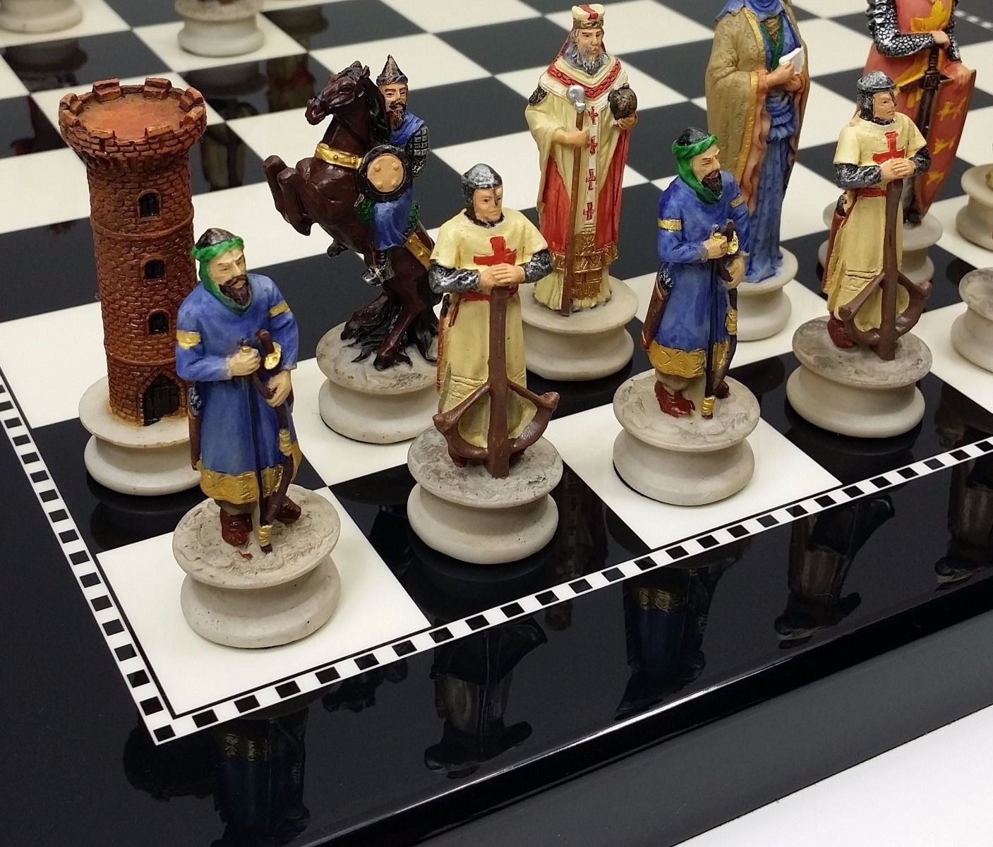 Medieval Times Crusades Arabian vs Christian Chess Set W 15" Black ...
