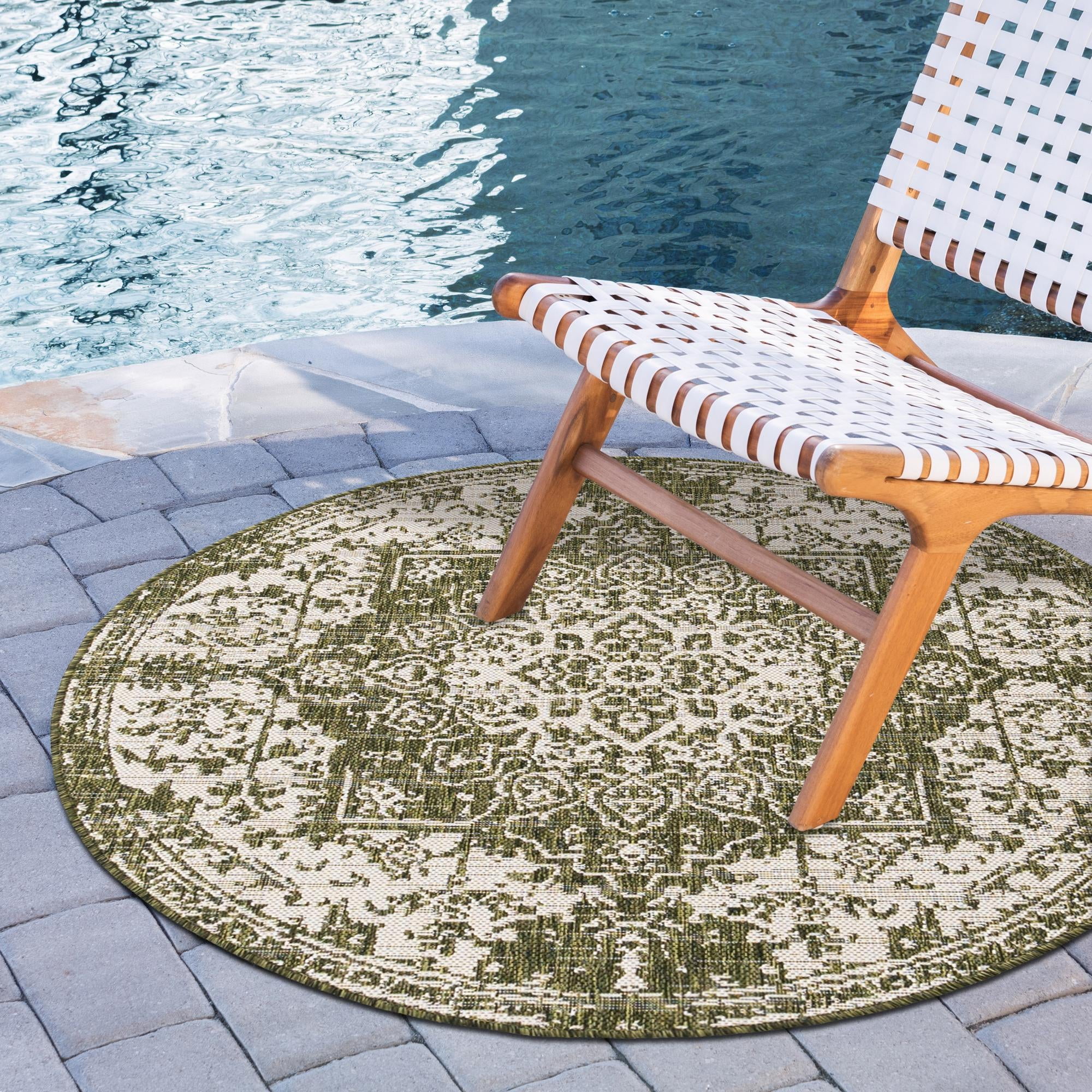 Rugs.com Jill Zarin Outdoor Collection Rug – 6' 7 Round Green Flatweave ...