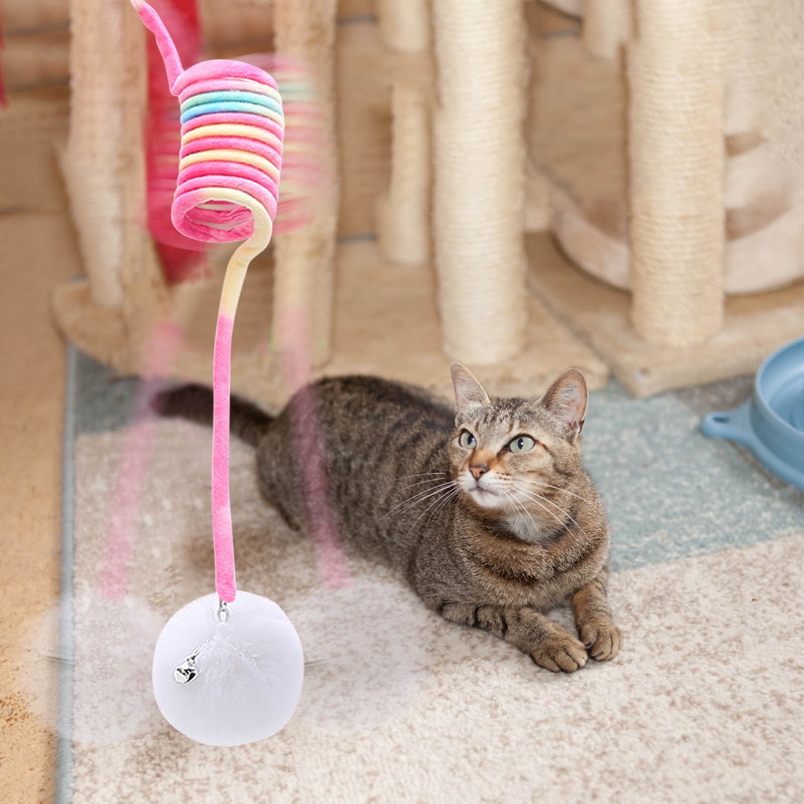Juguete interactivo de resorte colgante para gatos con campana ...