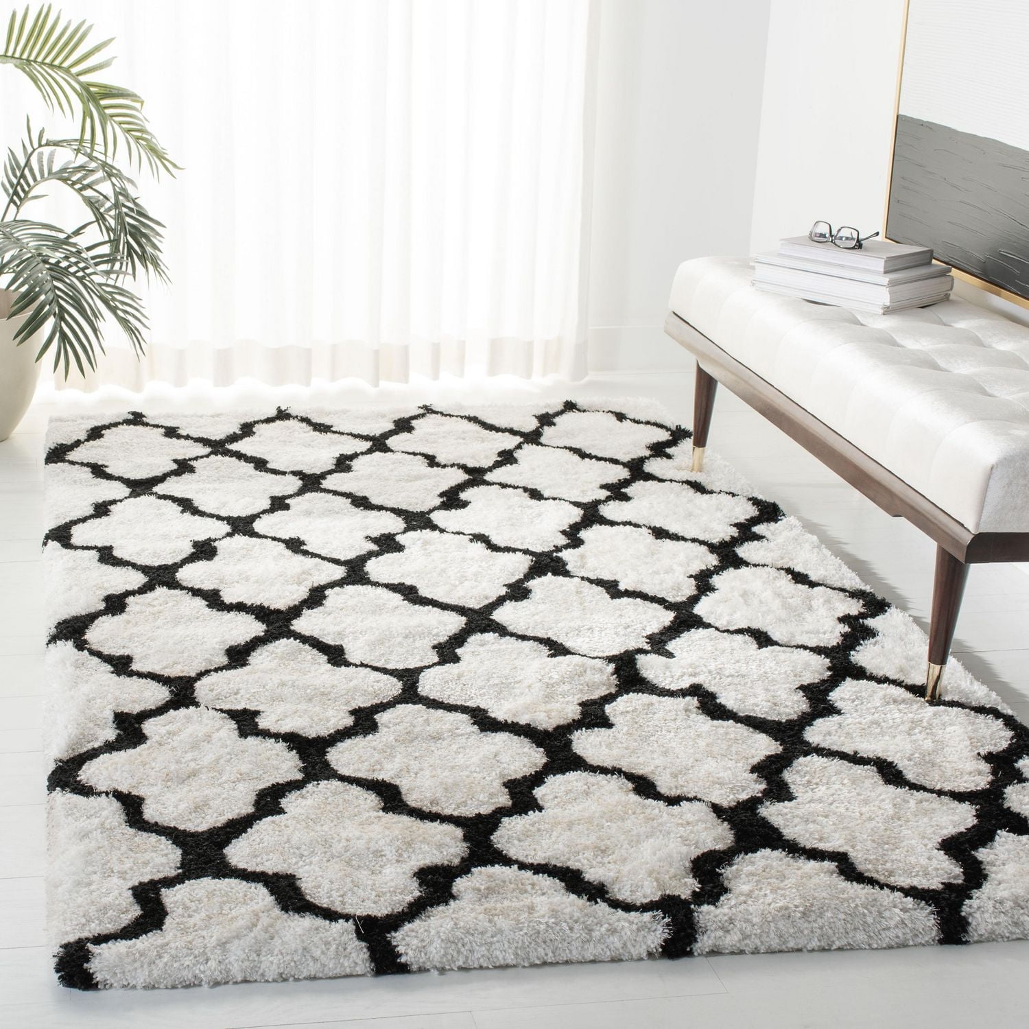 Click here for Safavieh Barcelona Anabelle Geometric Shag Area Ru... prices