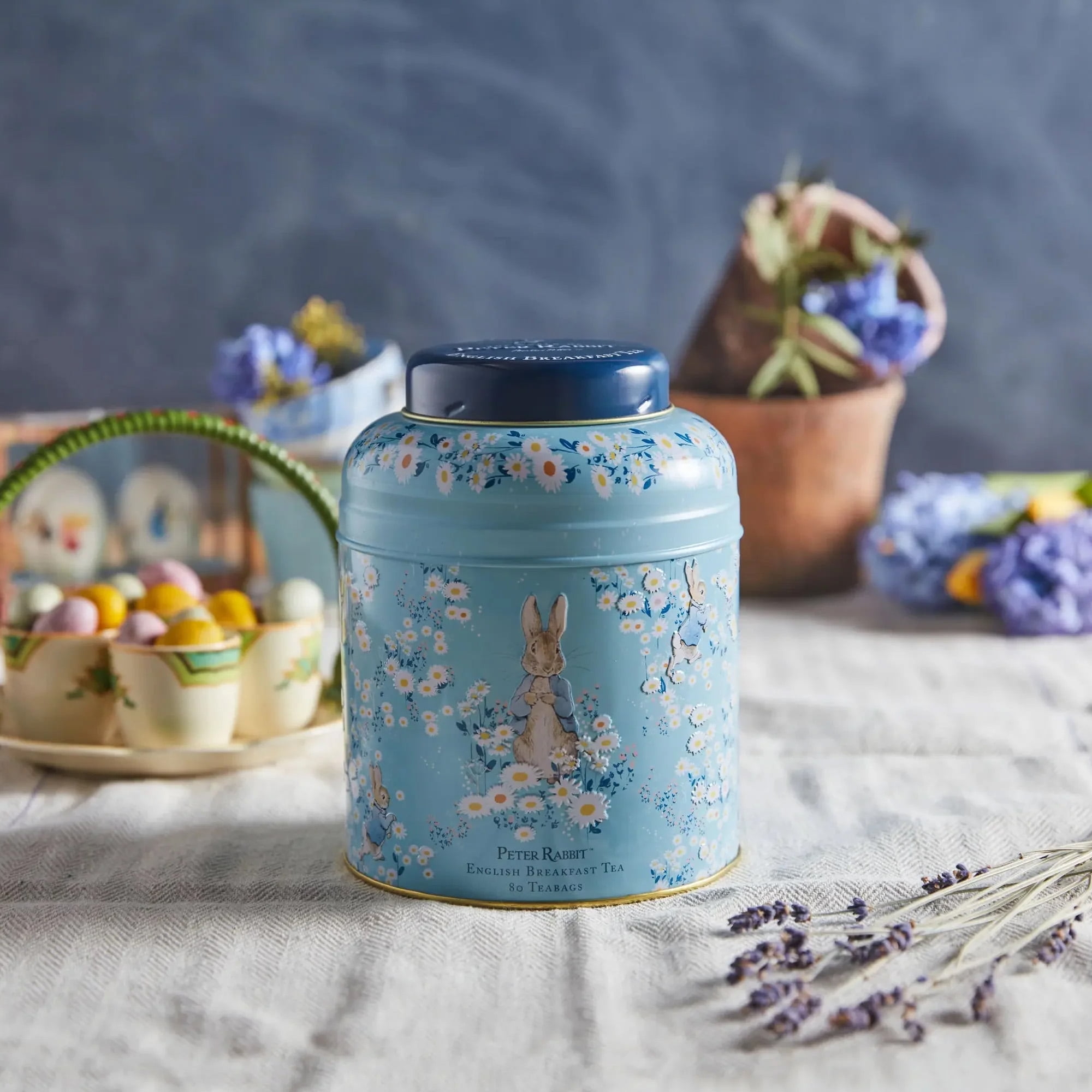 New English Teas Peter Rabbit Daisies Tea Caddy 80 Teabags - Walmart.com