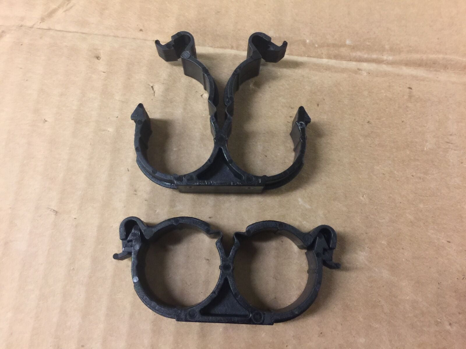 Plastic Pipe Clip - Double Snap In , 1 INCH INSIDE DIAMETER, QTY 220 ...