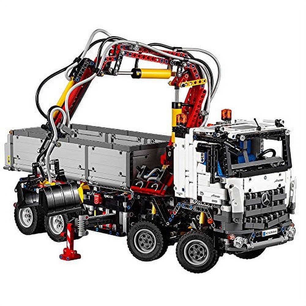 Click here for Lego Technic Mercedes-Benz Arocs 3245 42043 Buildi... prices