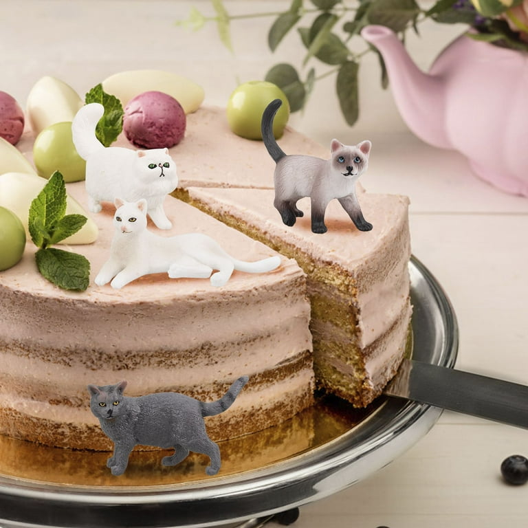 White Cat Face Cake
