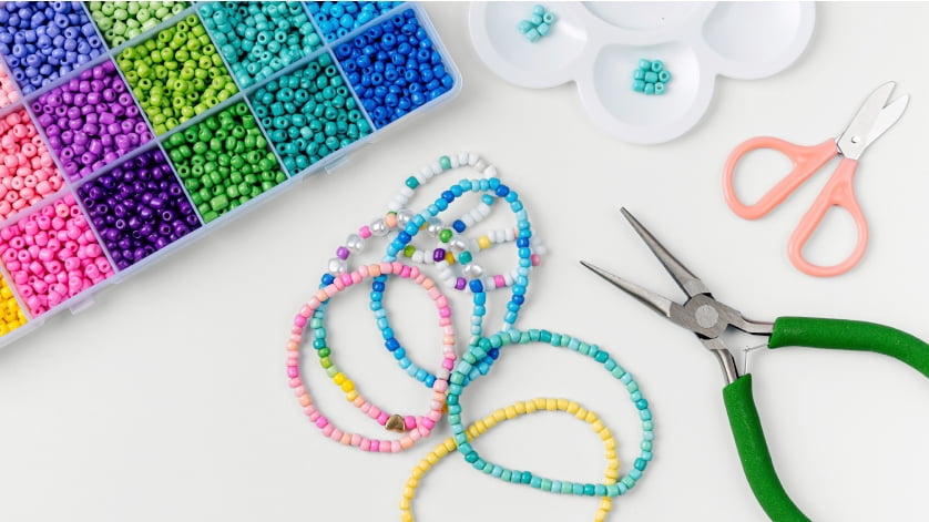 Easy bracelet-making