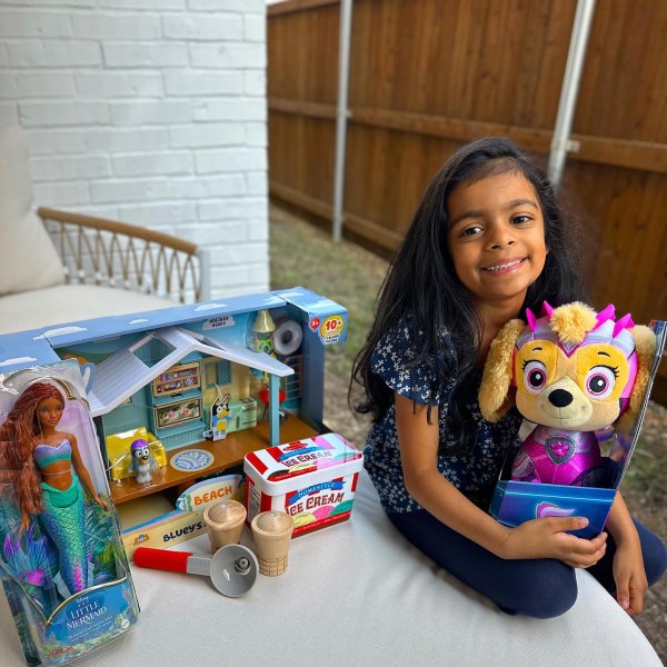 Bluey Chattermax 6.5" Plush Toy Preschool Ages 3+ - Walmart.com