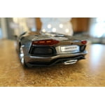 Maisto Car Toy: 1:24 Scale Assembly Line Lamborghini Aventador LP 700-4 ...