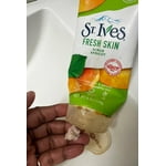 St. Ives Fresh Skin Apricot Face Scrub, Deep Pore Cleaner and ...