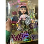 Bratz 20 Yearz Special Edition Jade Fashion Doll with Accessories ...