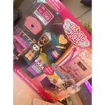 Royale High Baking Class Playset - Walmart.ca