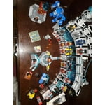 LEGO Marvel Iron Man Armory Set 76216, Avengers Gift for Kids 7 ...