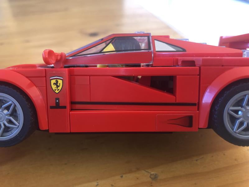 LEGO Speed Champions Ferrari F40 Supercar, Toy Car Model LEGO Speed Champions Ferrari F40 Supercar, Toy Car Model