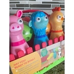 Battat Barnyard Bowling Set with 6 Farm Animal Pins 2 Balls, Toddler ...