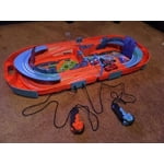 Hot Wheels Toy Set with Track, Carrying Case and Two 1:64 Cars ...
