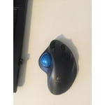 Logitech Ergonomic M570 Wireless Trackball Mouse with Unifying Receiver ...