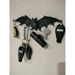 Design Toscano Vampire Bat Sculptural Hooked Wall Hanger: Large ...