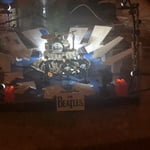 MEGA The Beatles Building Toy Kit with Lights, 681 Pieces, Collectible ...