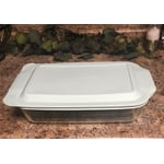Pyrex Deep 9" x 13" Bakeware Dish with Sage Lid - Walmart.com