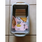Tasty Large Carbon Steel Loaf Pans with Guidelines for Even Slices, 9 ...