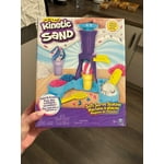 Kinetic Sand, Soft Serve Station with 14oz Play Sand, 2 Ice Cream Cones ...