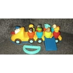 Battat Spinning Bus Toy with 9 Color-Coded Figurines, Toddler and ...