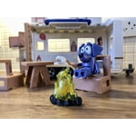Bluey Campervan Adventure Playset with Jean Luc Figurine, 8 pc ...