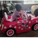 6V Huffy Disney Minnie Mouse Battery-Powered Ride-On Car, Kids Ages 3 ...