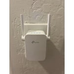 TP-Link AC750 Wi-Fi 5 Dual-Band, Range Extender with Speedy 750 Mbps ...