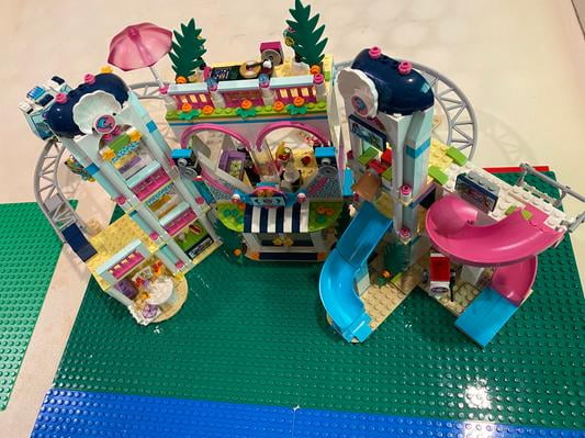LEGO FRIENDS 41347 HEARTLAKE CITY RESORT BOXED SET