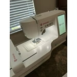 SINGER® SE9180 Embroidery & Sewing Machine with Accessory Kit | 250 ...