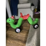 Radio Flyer Inchworm - Classic Bounce and Go Toddler Ride-On Toy, Green ...