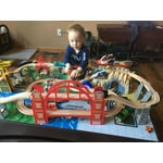 KidKraft Metropolis Train Set & Table with Storage, 100 Accessories ...