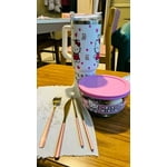 Pyrex Hello Kitty 4-Cup Round Glass Storage Container with Pink ...