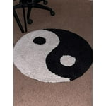 Mainstays 30" x 30" Yin Yang Shaped Rug For Adults, Black & White ...