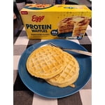 Eggo Protein Buttermilk Vanilla Waffles, Breakfast Food, 12.3 oz, 10 ...