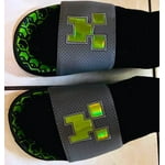 Minecraft Little & Big Boys Slide Sandals, Sizes 11/12-6 - Walmart.com