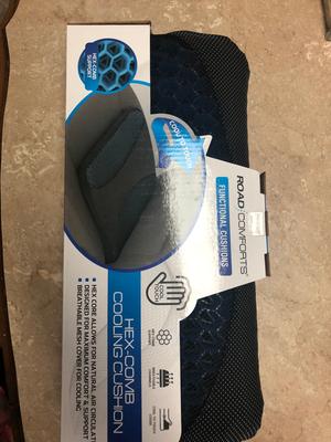 Customer reviews for Auto Drive 1Piece Car Tractor Wheelchair Seat Cushion Hex Gel Black and Blue Universal Fit 19CU22 Walmart