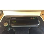 FoodSaver FM2435 Vacuum Sealer with Handheld Sealer & Starter Kit ...