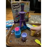 Kinetic Sand, Soft Serve Station with 14oz Play Sand, 2 Ice Cream Cones ...