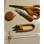 Fiskars 6 Piece Sewing Essentials Set, Orange - Walmart.com