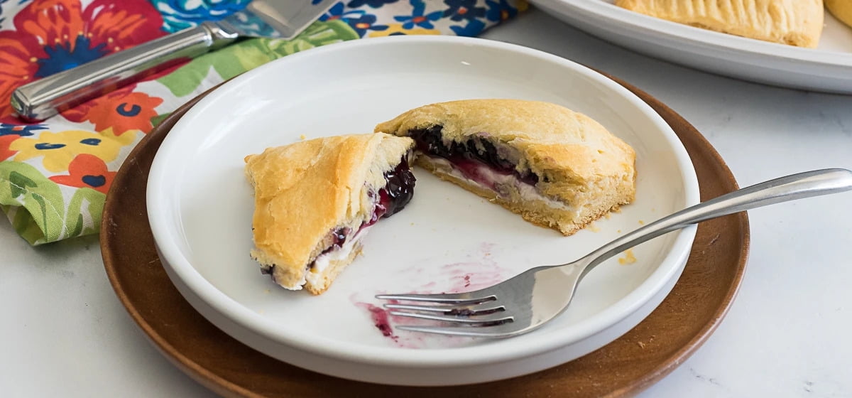 Blueberry cream cheese pastry Recipe - Walmart.com