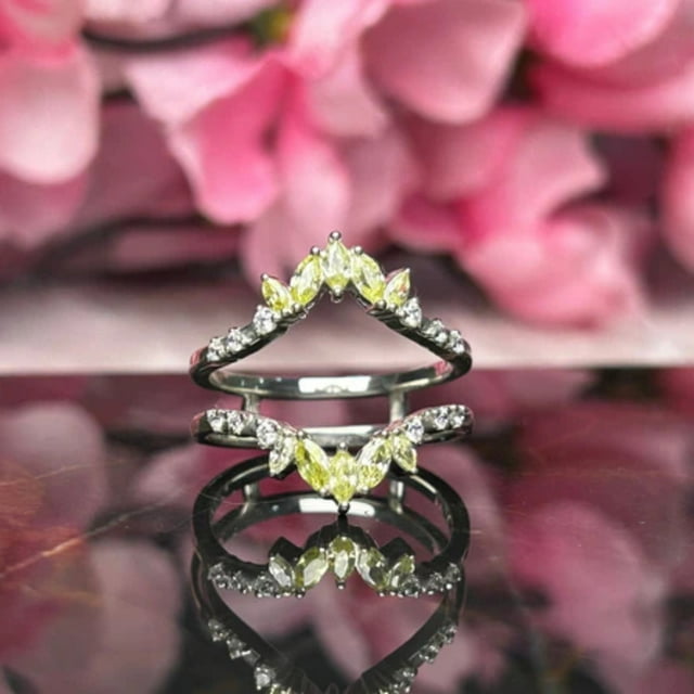 1/11 CT. Peridot and Diamond Ring Guard- Engagment ring Wrap Enhance ...