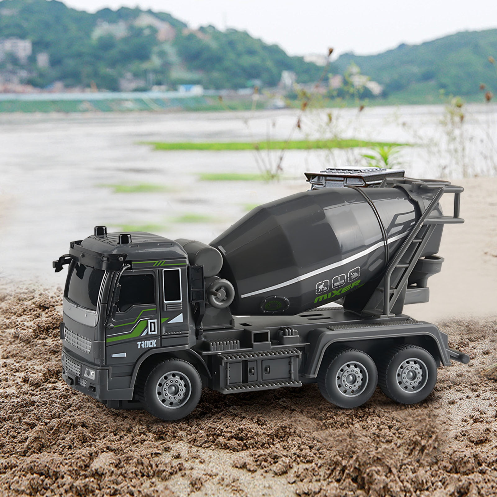 1:32 Scale RC Construction Truck - Four-Way Working Lights & Realistic ...