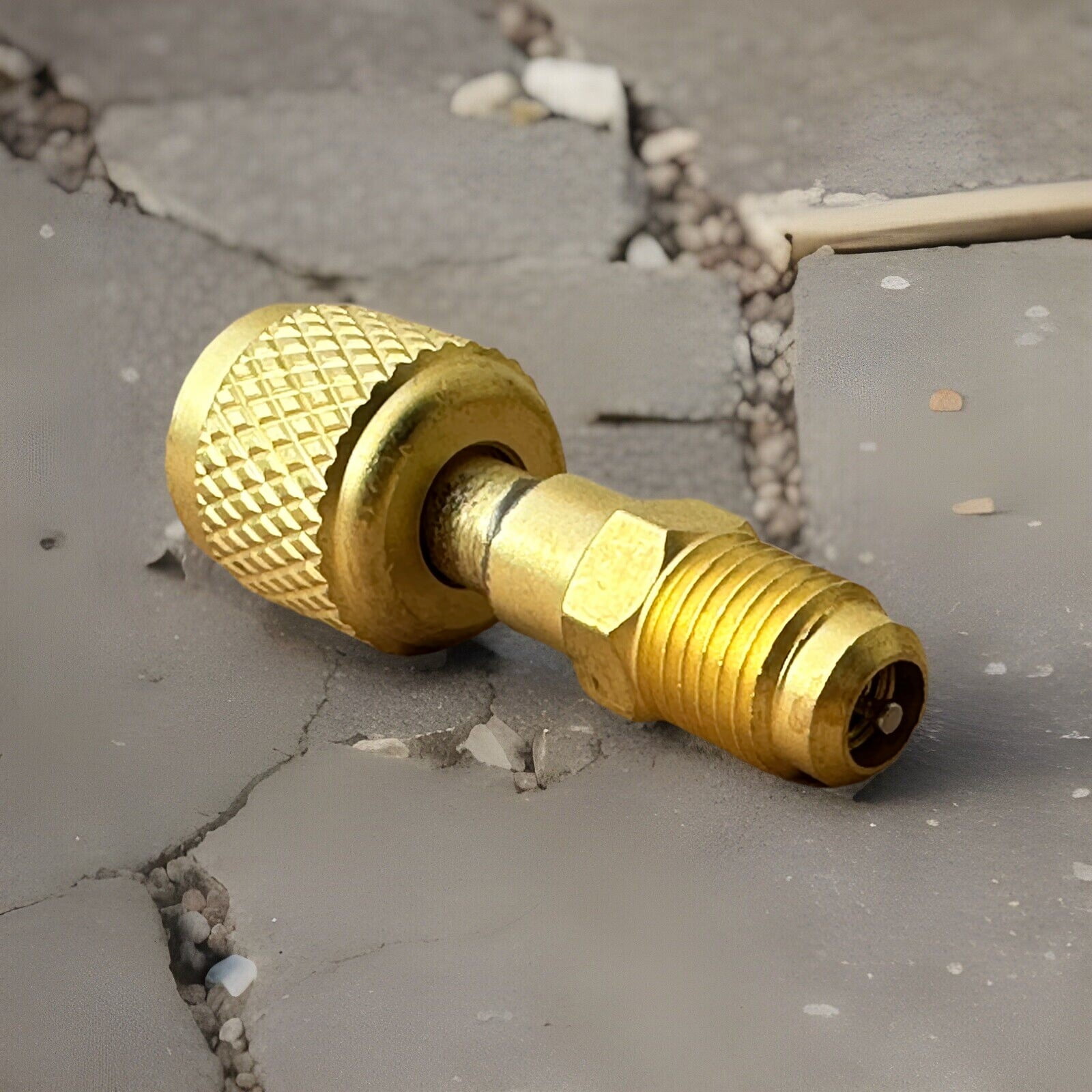 1/4 Inch Female To Male HVAC R32 Reverse Thread Adapter For R454B Tanks ...