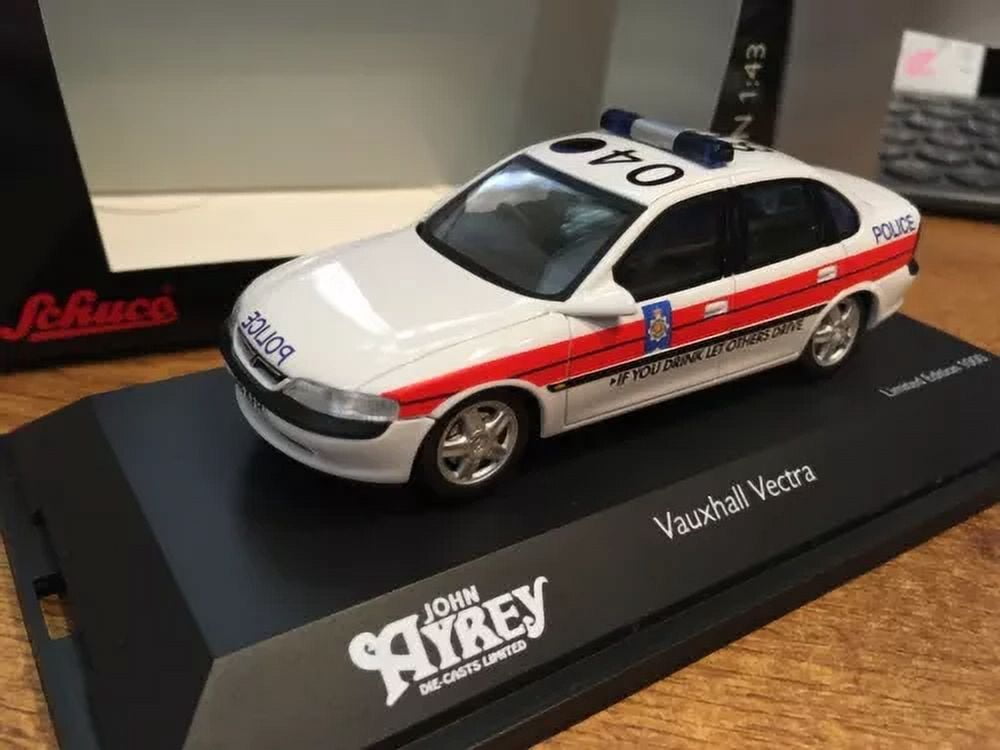 1:43 1/4 Opel Vectra Police Schuco Vauxhall Parts - Walmart.com