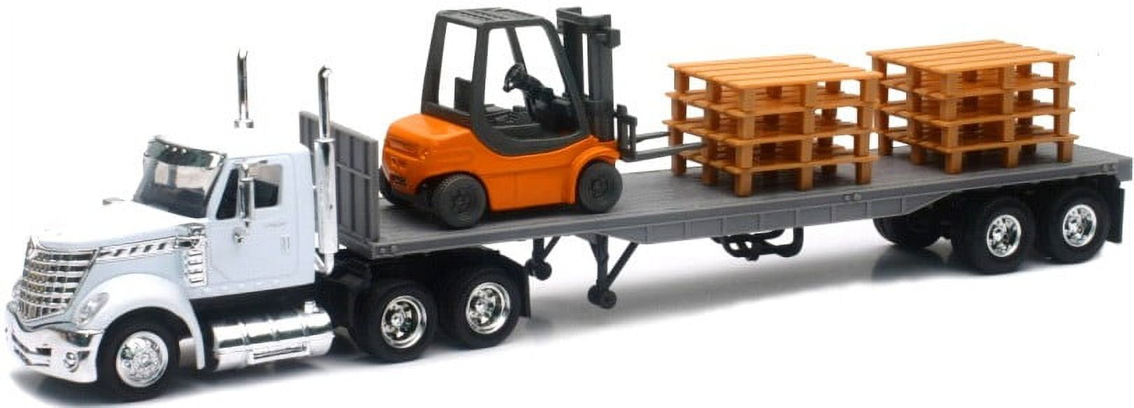 1/43 Int'l Lonestar Flatbed Trailer w/Forklift & Pallets (Die Cast ...