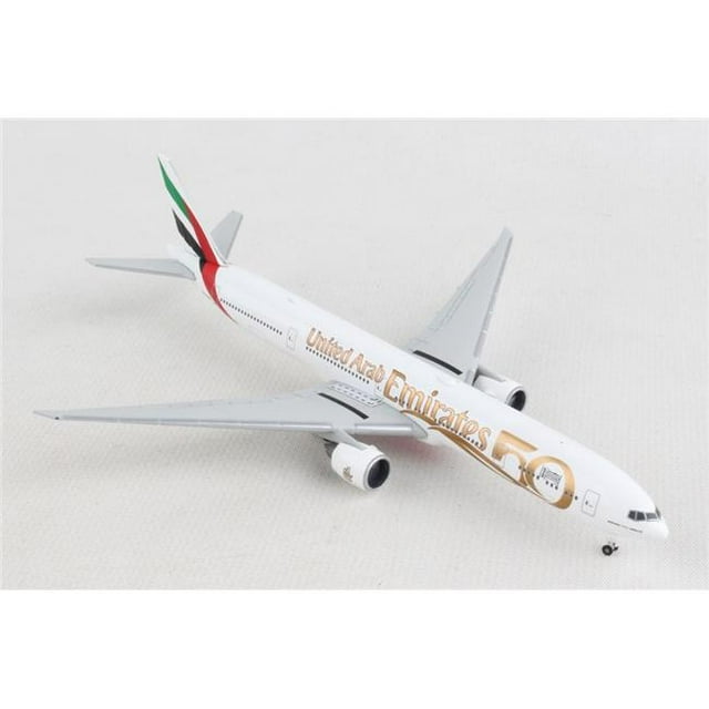 1-500 Scale Emirates 777-300ER 50th Anniversary Model Aircraft Toy ...
