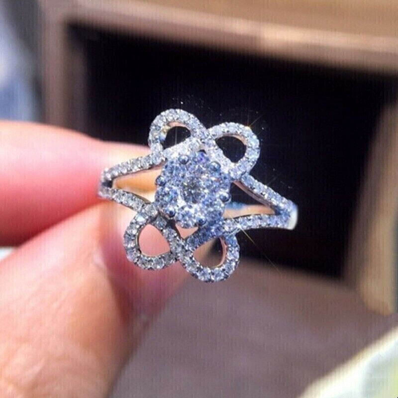 1.5Ct Round Simulated Diamond Beautiful Flower Style Engagement Wedding ...