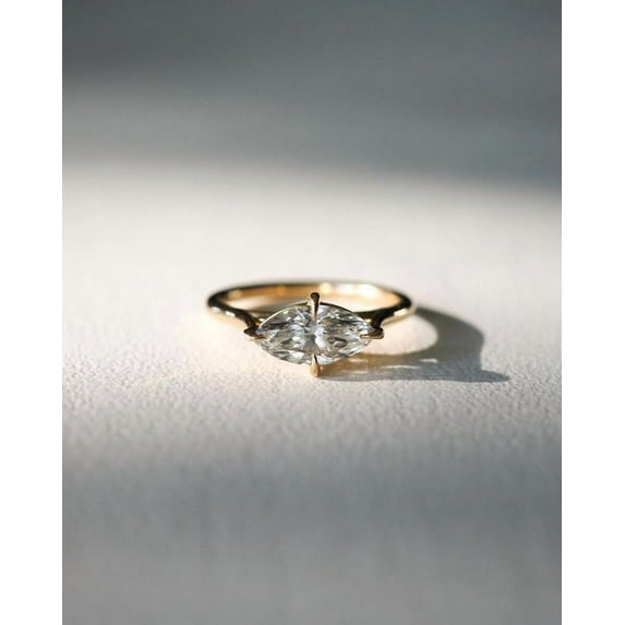 1.5ct East West Marquise Solitaire Moissanite Diamond Ring Luxurious ...